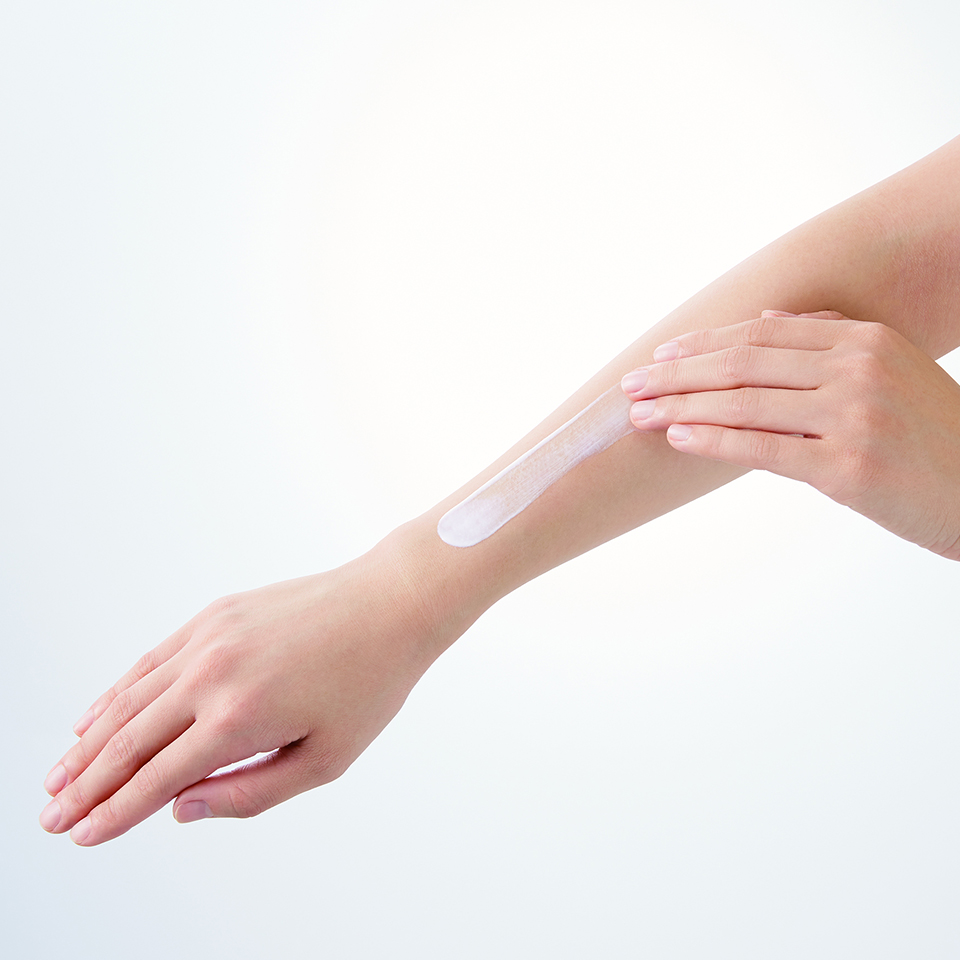 Yuskin Sisora UV Milk 40g () | WAmazing Shop